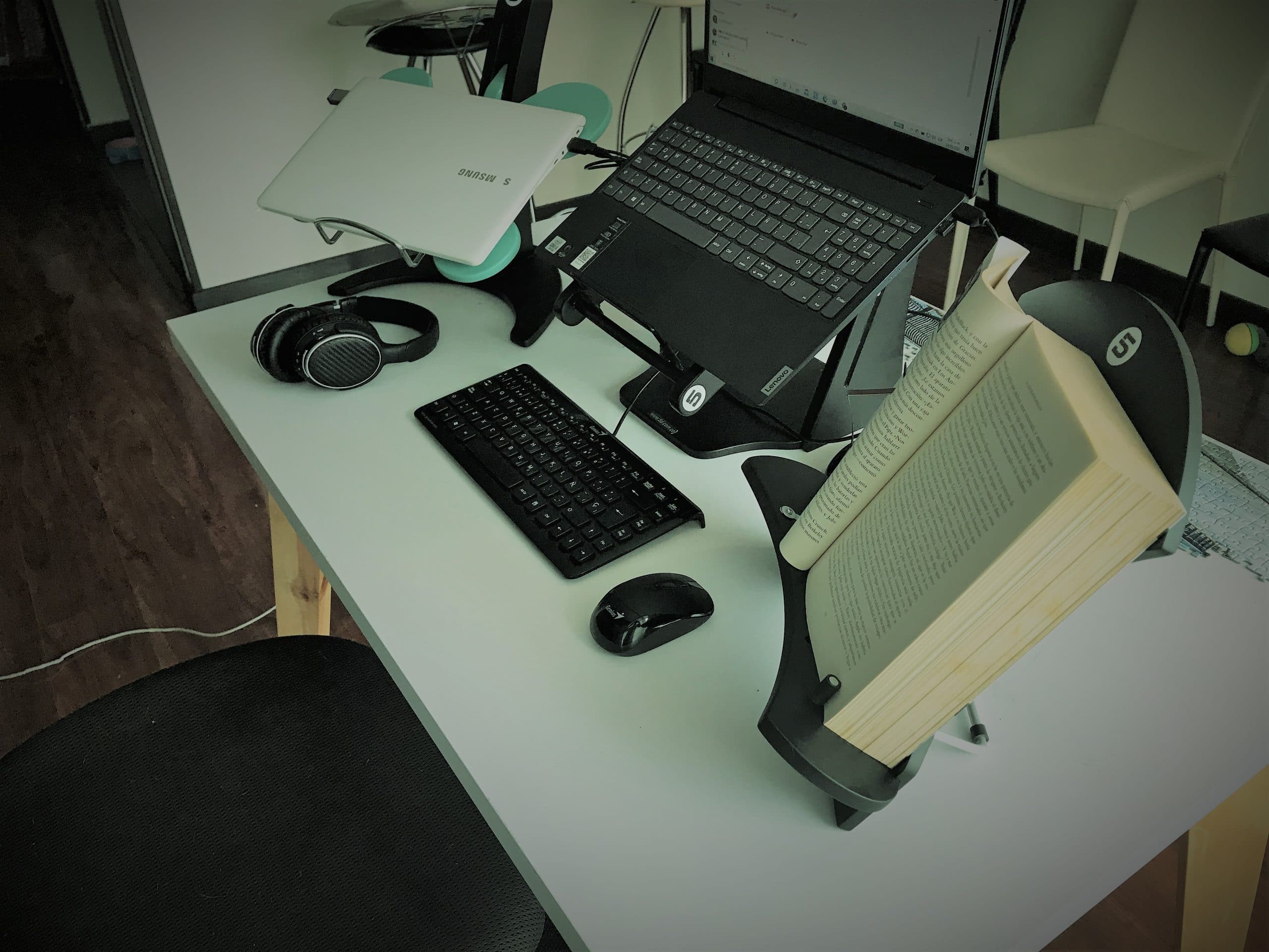 Portadocumentos SELECTA - 5D Diseñadores Asociados